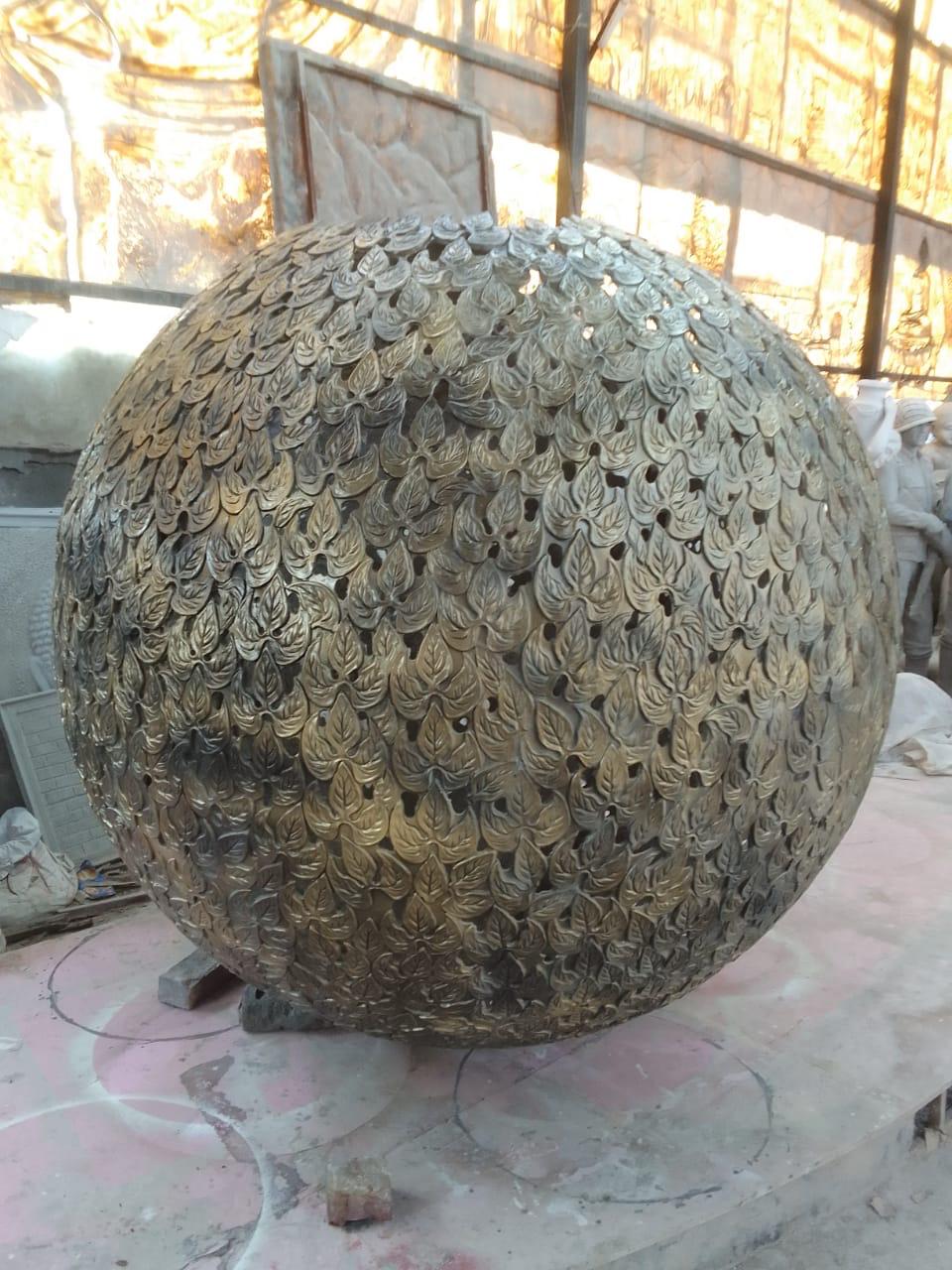 Golden Leaf Sphere – Luxury Handcrafted Sculptural Decor – Nook N Corners